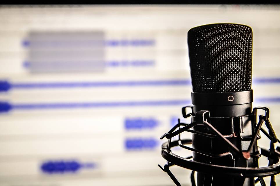 10 JavaScript podcasts for web developers | Ma-No Tech News & Analysis, javascript, angular ...